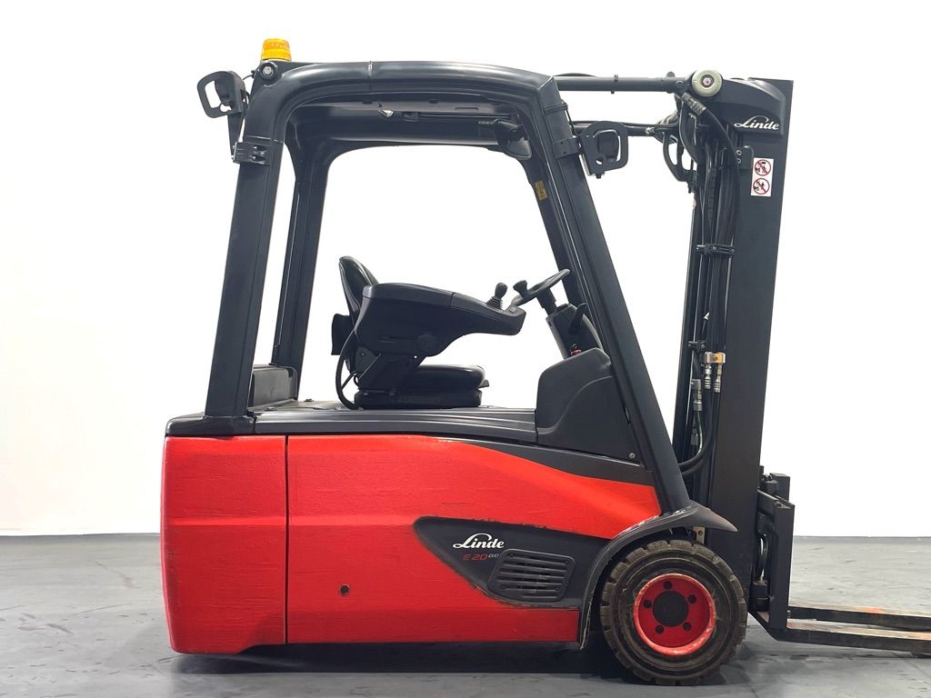 Gebraucht Linde E20L-386-EVO Elektro 3 Rad-Stapler 2000kg ...