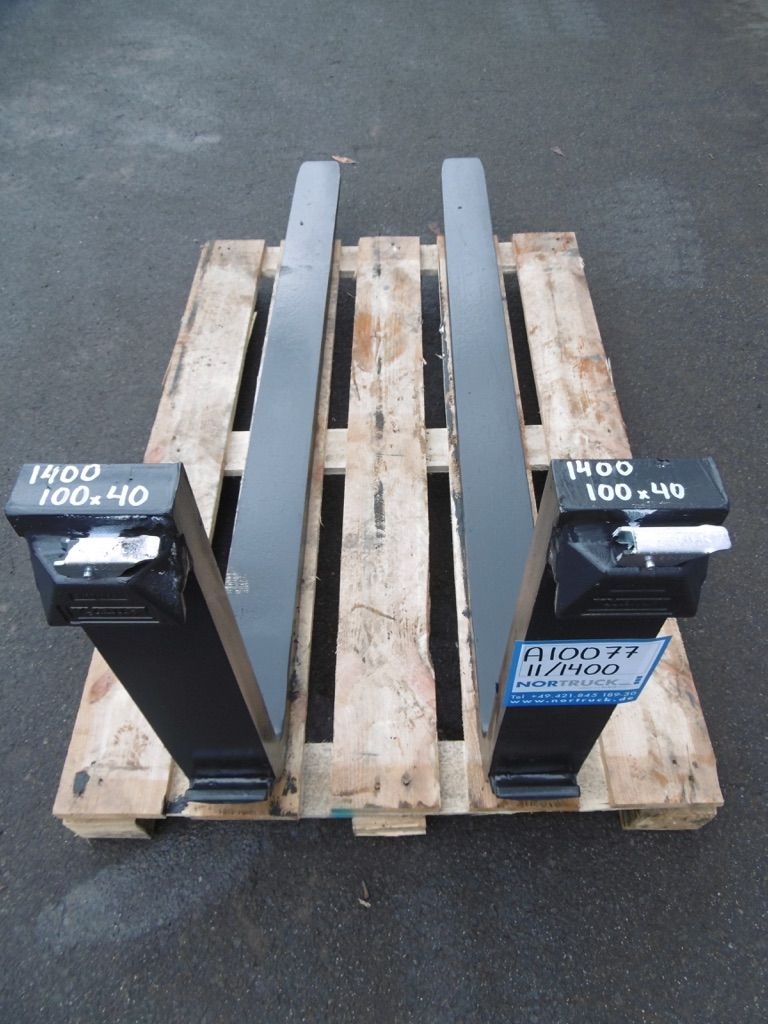 Gebraucht Vetter ISO2A 1400x100x40 Gabeln 2500kg | Gebrauchtstapler von ...