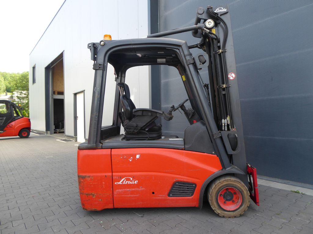 Gebraucht Linde E18L-02 | Gebrauchte Elektrostapler von Zeidler ...