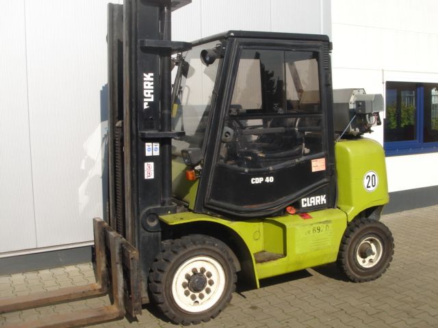 Matthias Schmidt GmbH - Stapler-Service | Gebrauchtstapler | Clark CDP ...