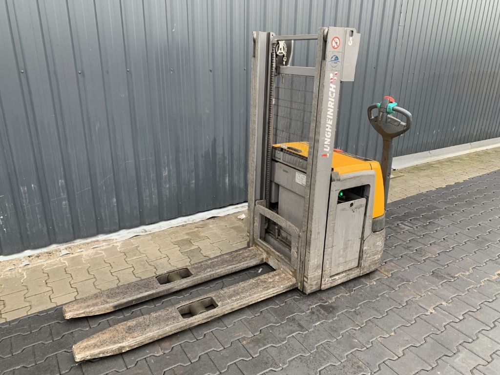 SUPERLIFT | Buying used Jungheinrich EJC214 Pedestrian Stacker ...